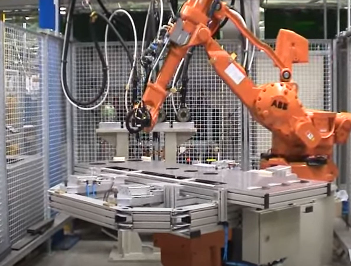 Stud welding on the robot - Bolzenschweißtechnik BSK + BTV GmbH